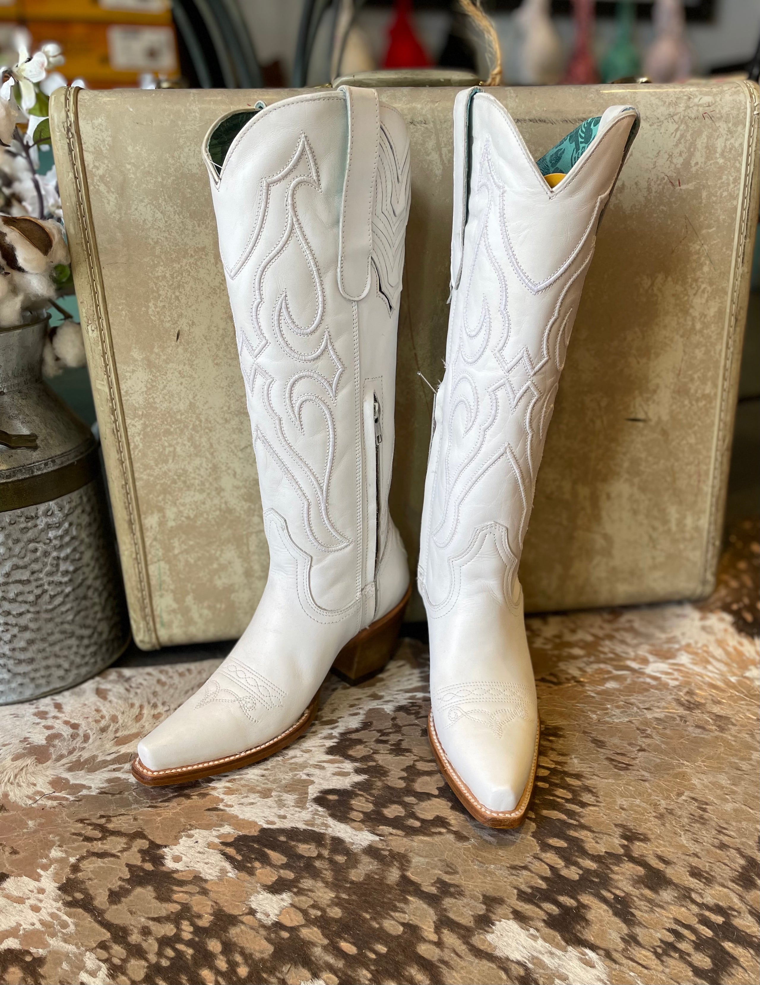 Pure White Matching Stitch Pattern 15” Shaft Corral Boot | Loolah's ...